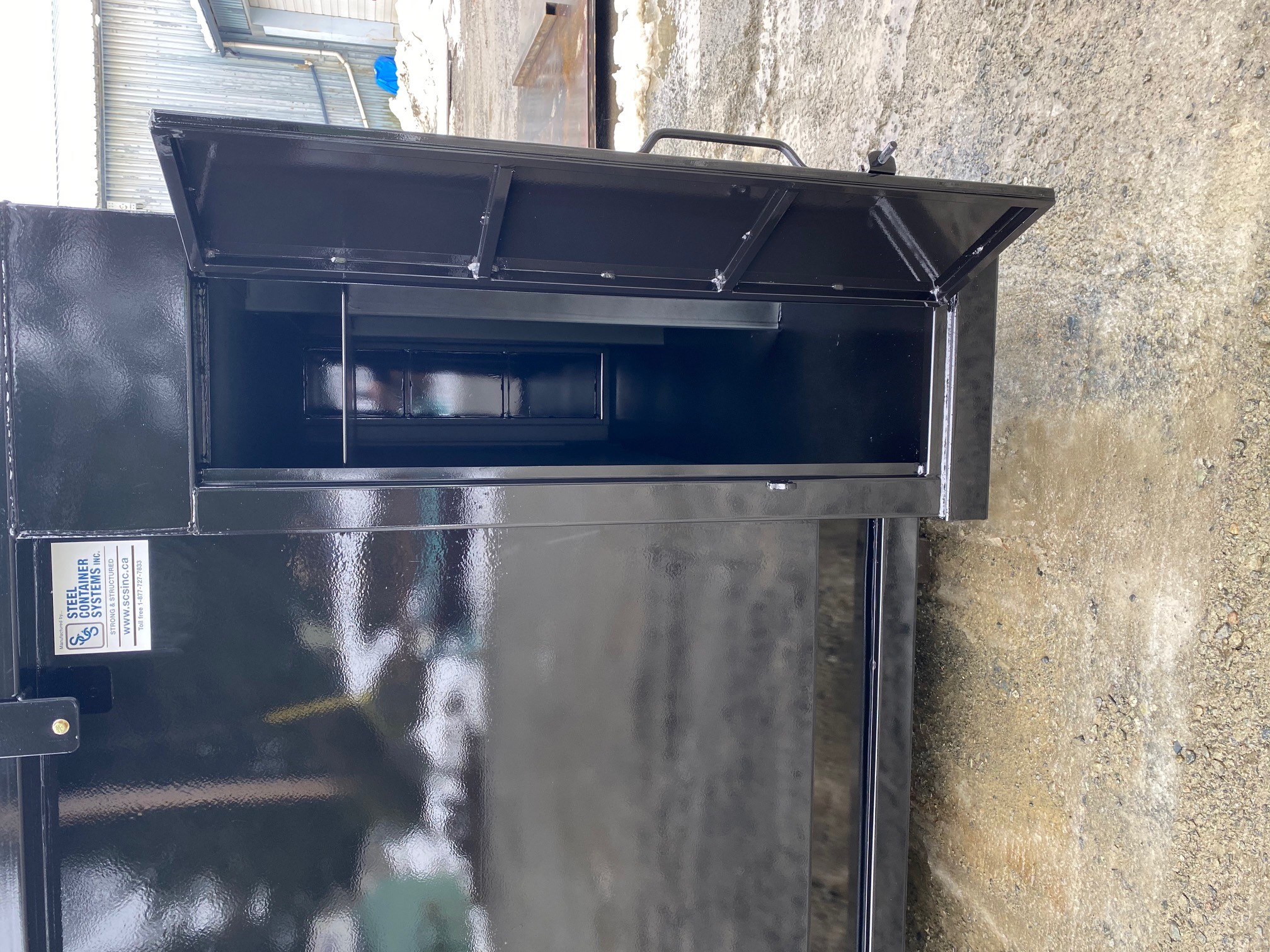 Chipper Body Cross Roll Off Box Tacoma - SCS Manufacturing Inc.